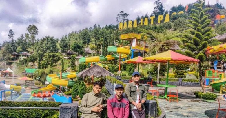2. Puncak Darajat Waterboom Garut