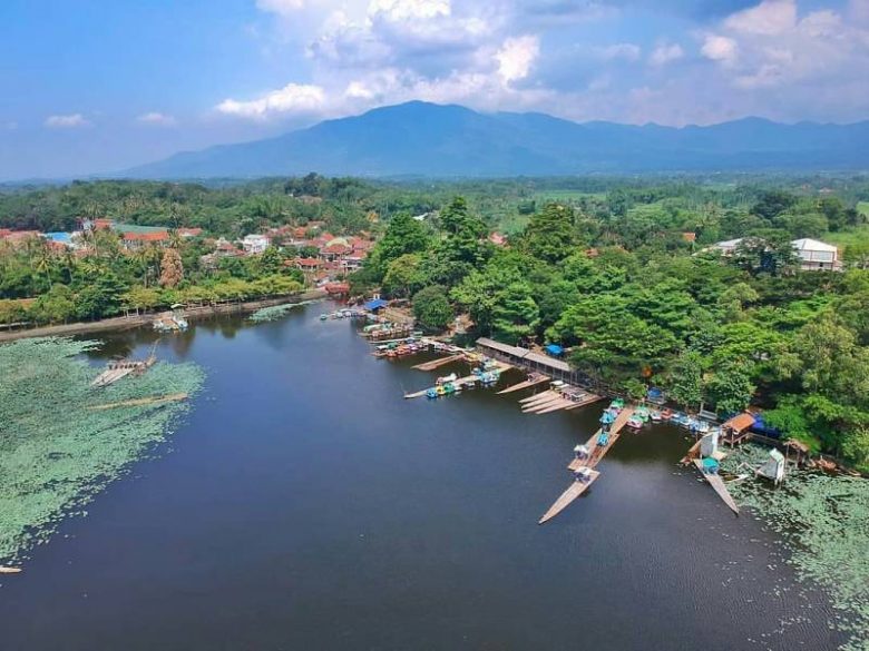 12 Tempat Wisata Di Garut Yang Wajib Dikunjungi - PanduanWisata.id
