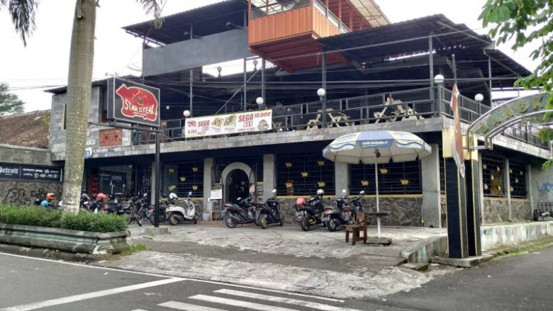 9 Rekomendasi Cafe Di Salatiga Dengan Menu Western, Pasti Bikin Ketagihan! - PanduanWisata.id